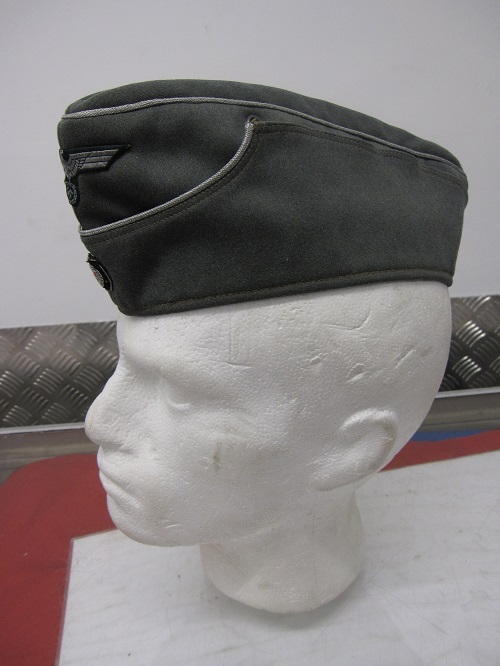 Military Headwear - Phoenix Militaria - German, British and US Military